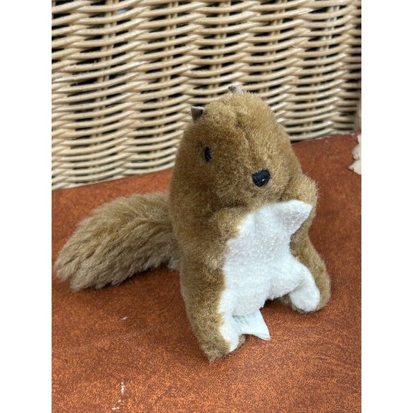 Hallmark | Toys | Vintage Plush Squirrel Hallmark Woodland Forest 45 ...